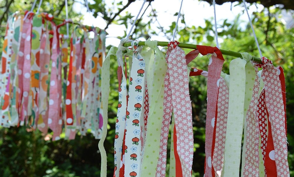 Windspiele aus Stoff - Don Bosco